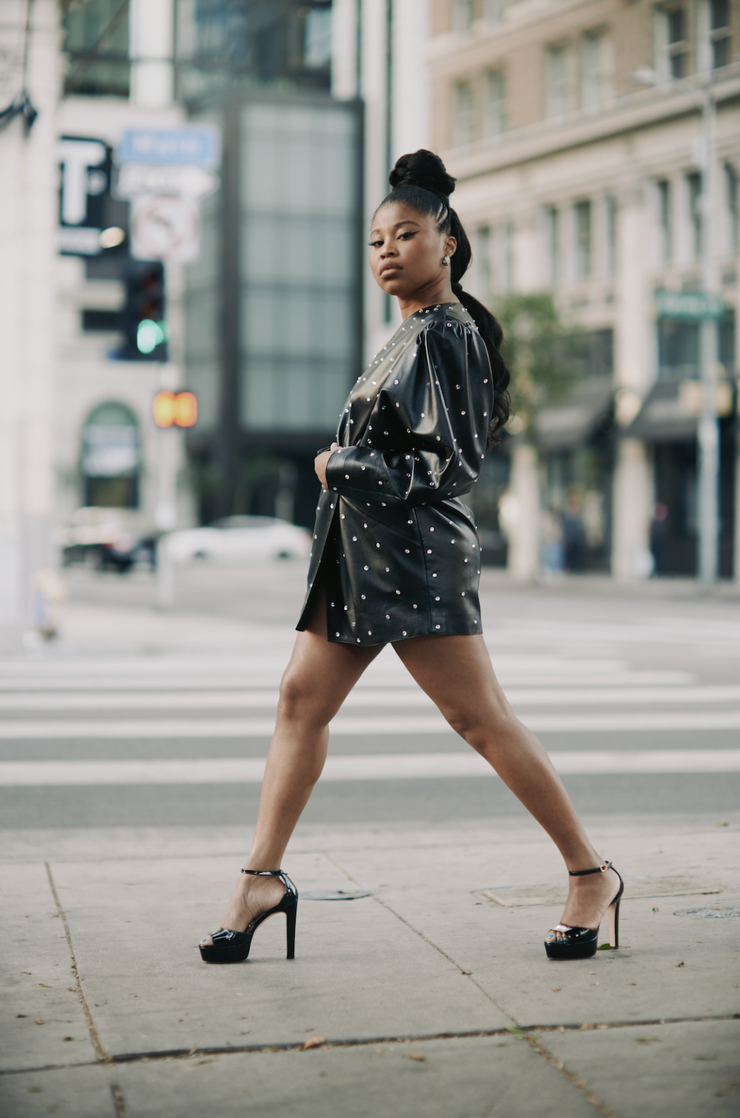 Picture of Dominique Fishback