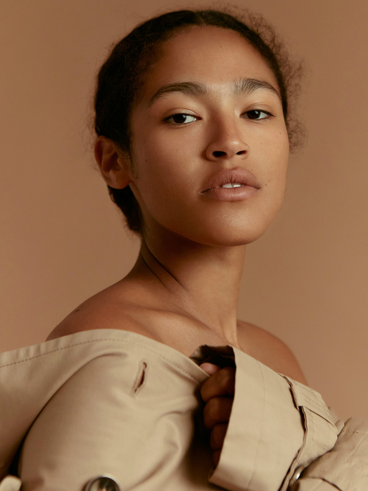 Picture of Zoe Banoza