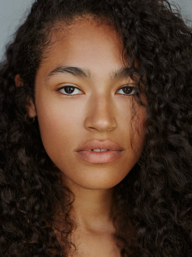 Picture of Zoe Banoza