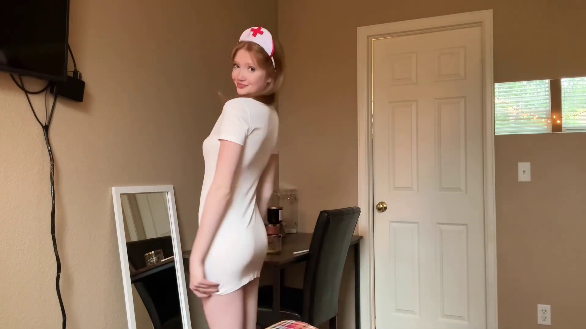 Makenna Kelly picture