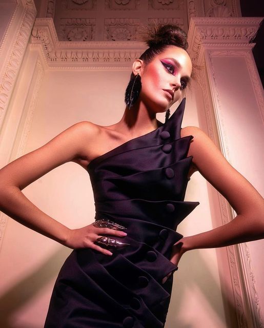 Picture of Elizabeth Oliver