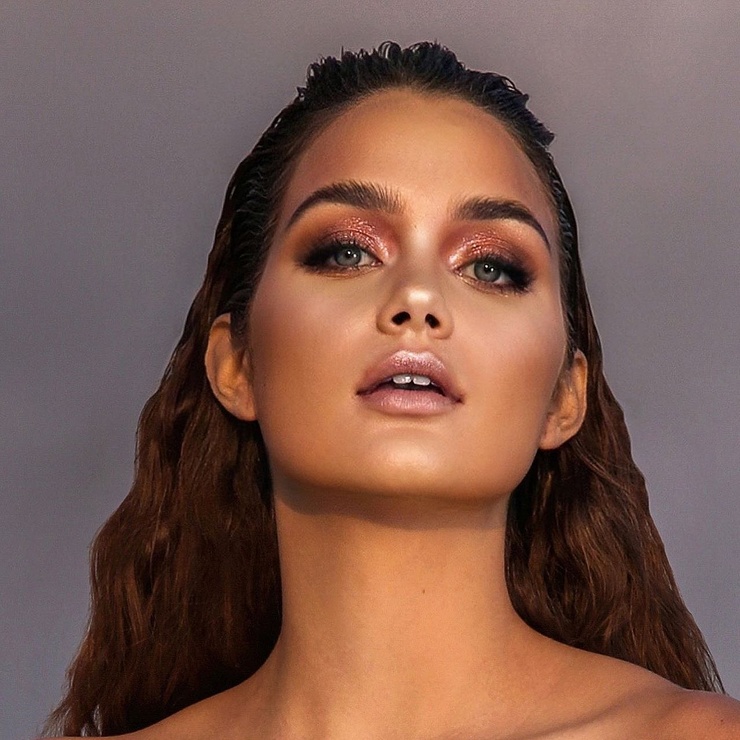 Picture of Elizabeth Oliver