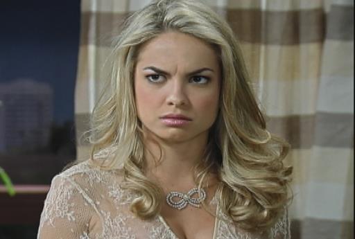 Picture of Lua Blanco