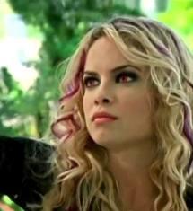 Picture of Lua Blanco