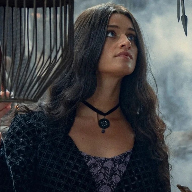 Picture of Anya Chalotra