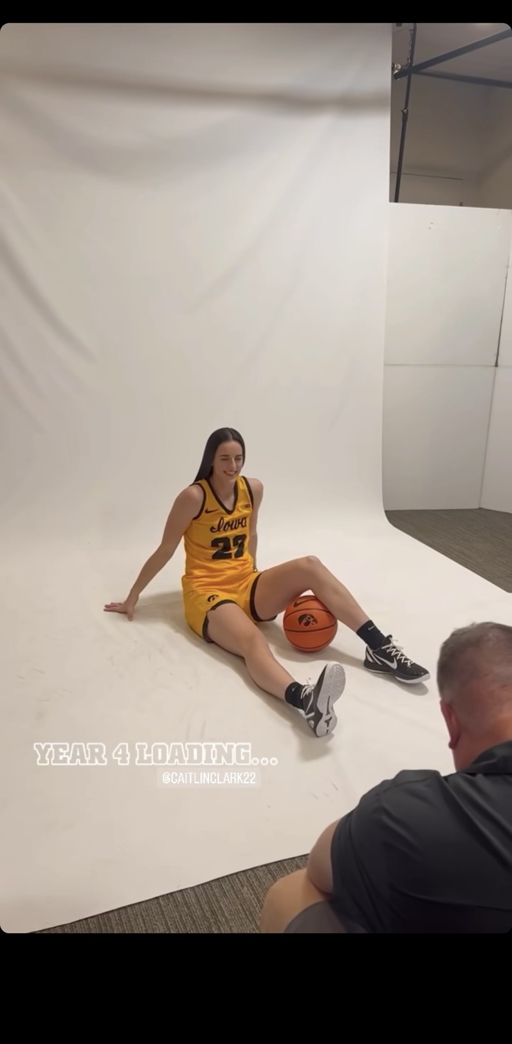 Picture of Caitlin Clark (ii)