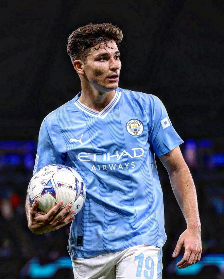 Picture of Julián Álvarez