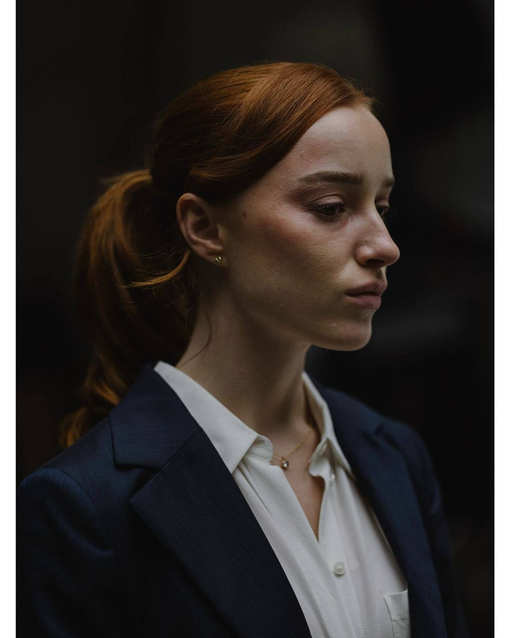 Picture of Phoebe Dynevor