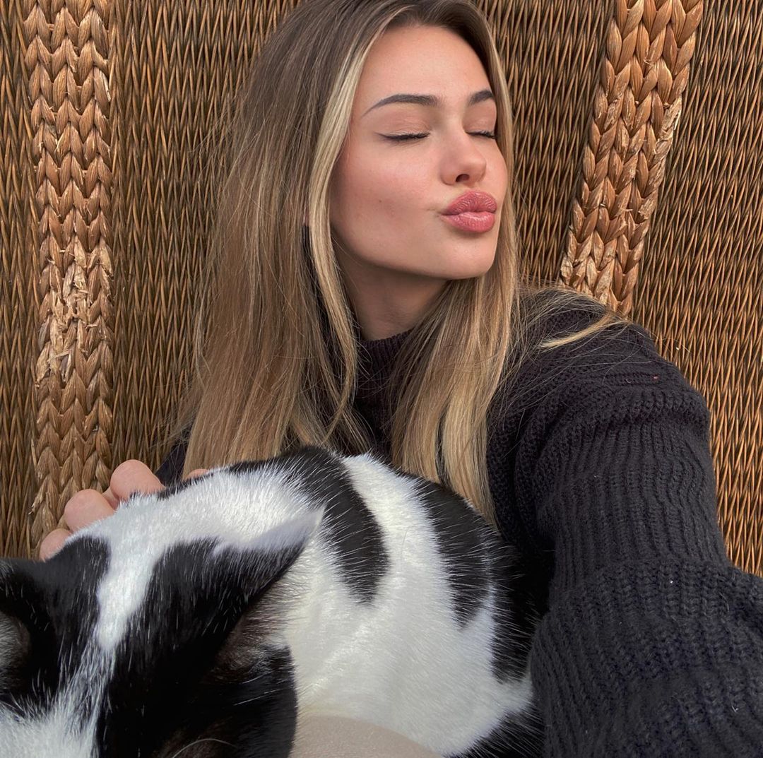 Picture of Sara Crumbleleg