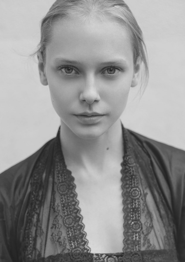 Arina Levchenko picture
