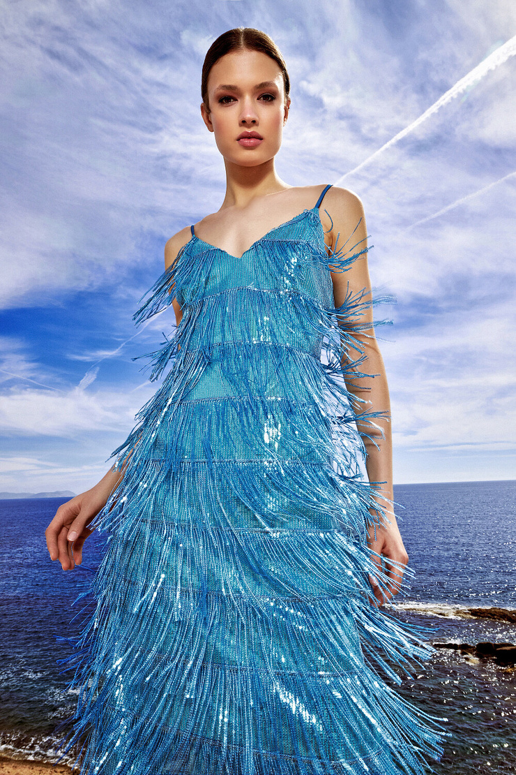 Picture of Paula Luna model