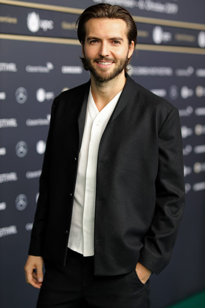 Picture of Guy Burnet