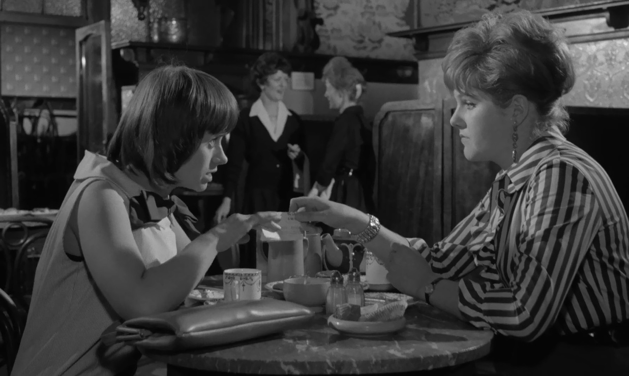 Rita Tushingham and Lynn Redgrave