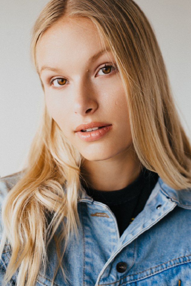 Image of Izzy Gonzales