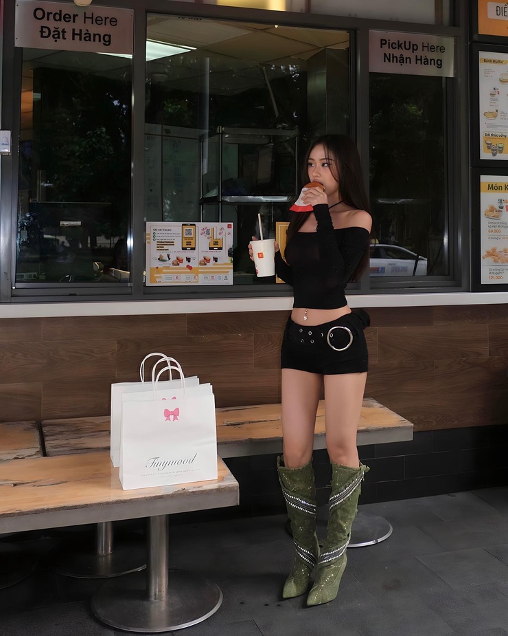 Picture of Bao Hanhan