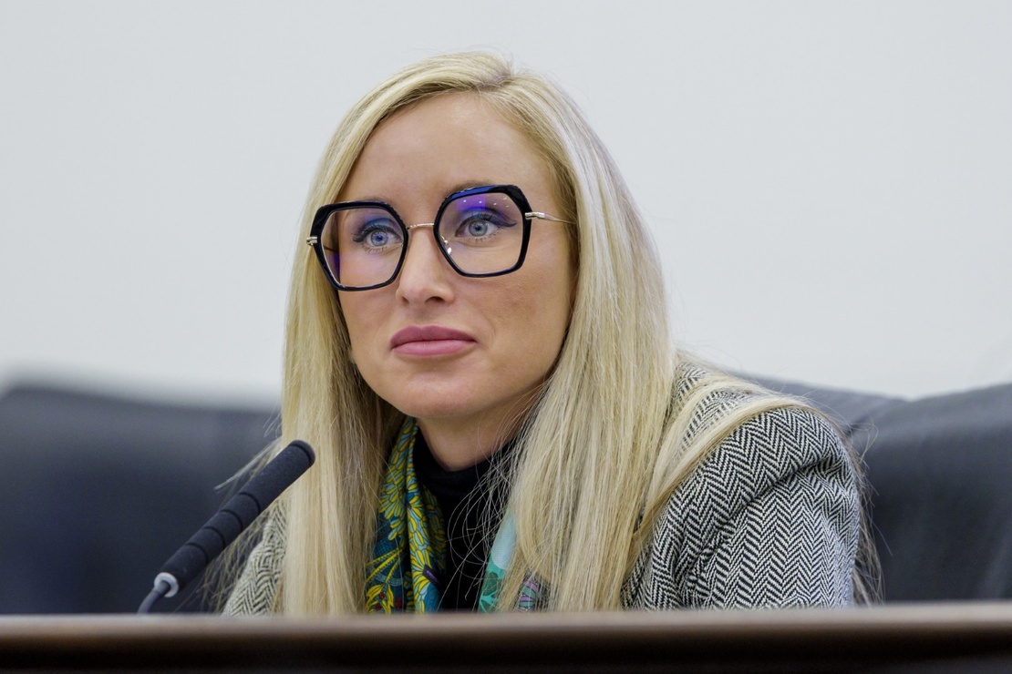 Picture of Lauren Book