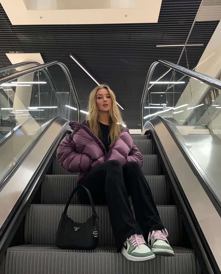 Picture of Julia Belza