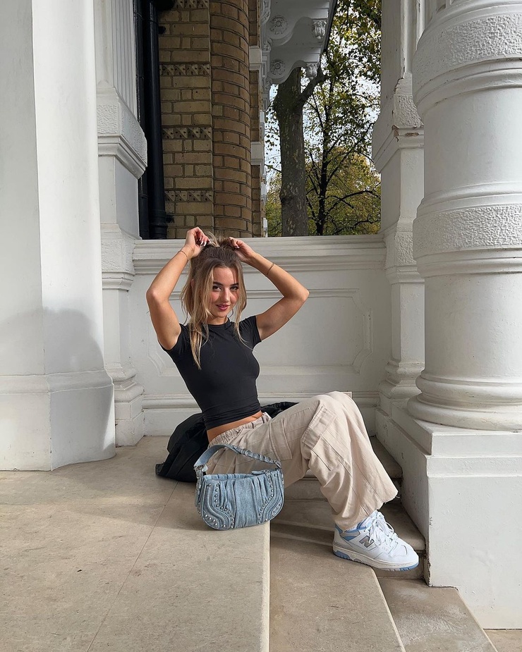 Picture of Julia Belza