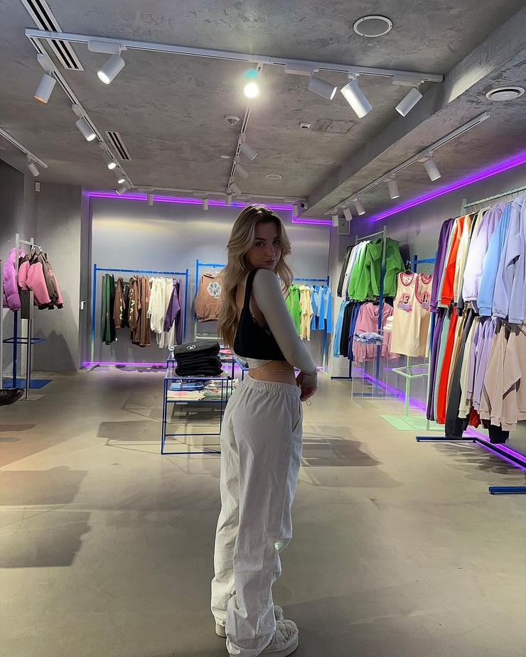 Image of Julia Belza