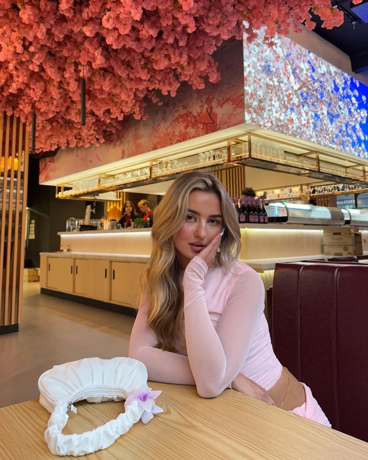 Picture of Julia Belza