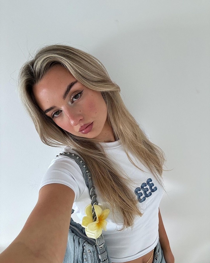 Picture of Julia Belza