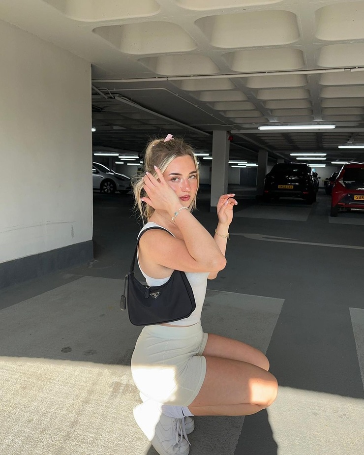 Picture of Julia Belza