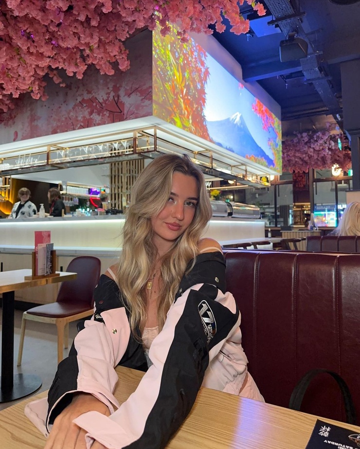 Picture of Julia Belza