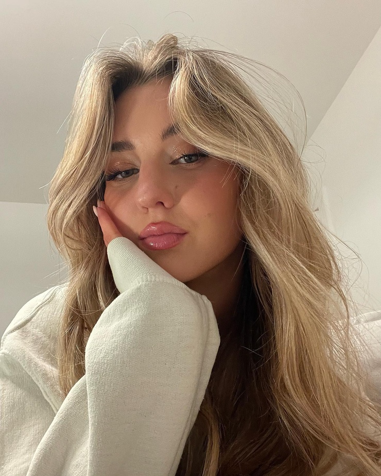 Picture of Julia Belza