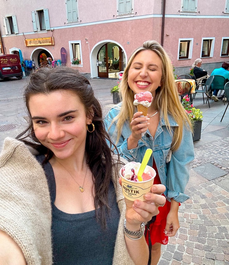 Brett Cooper picture