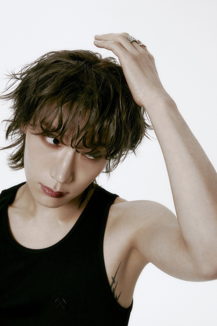Ten (텐) image