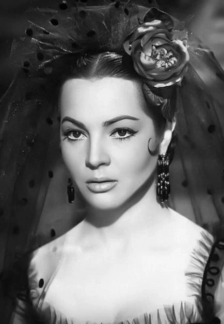 Picture of Sara Montiel