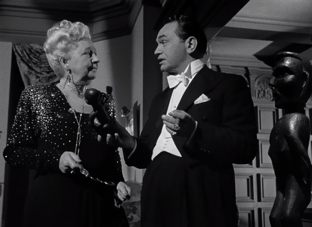 Dame May Whitty and Edward G. Robinson