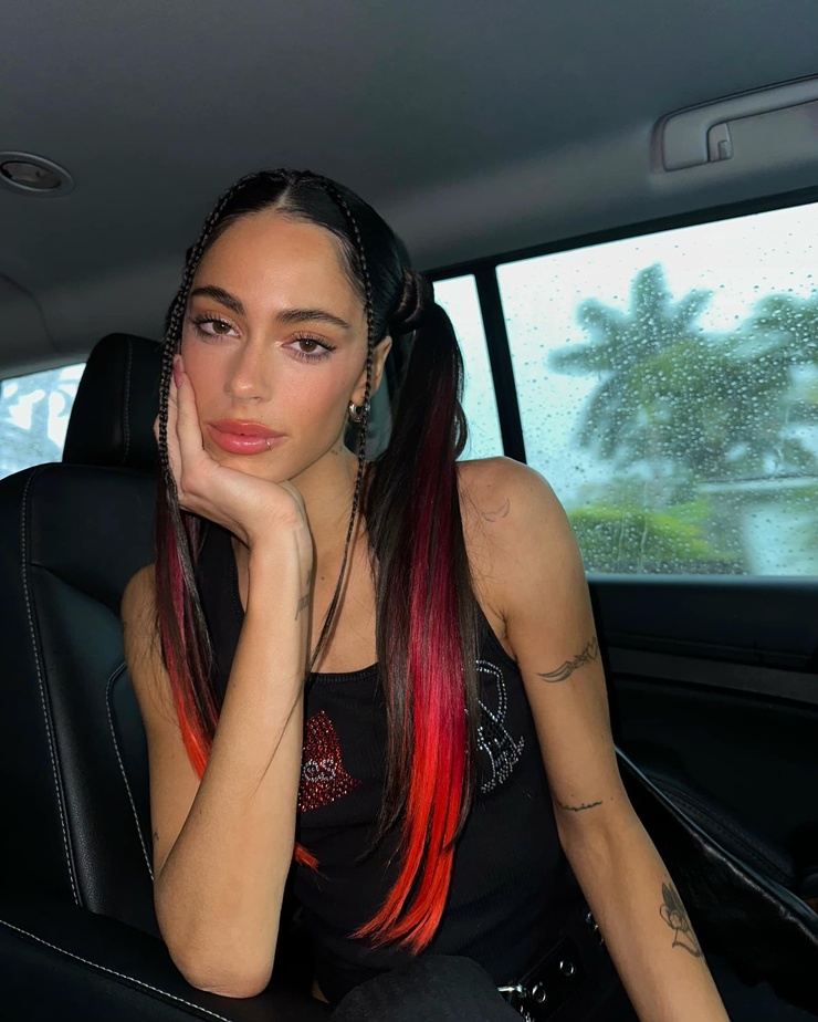 Martina Stoessel image