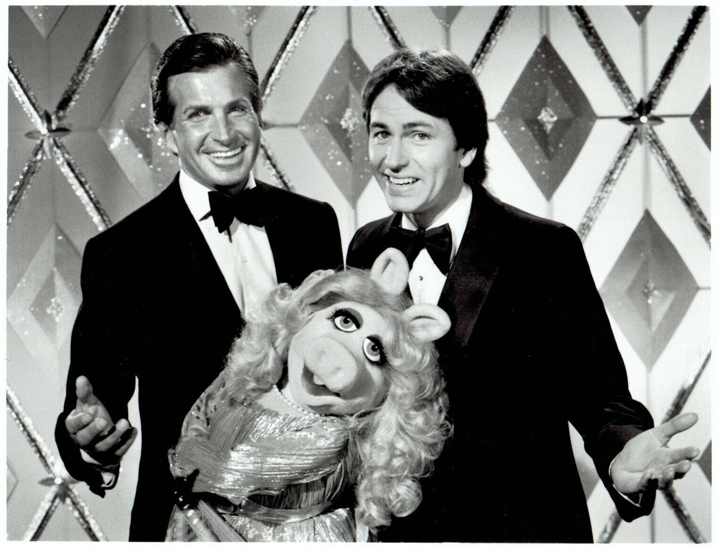 George Hamilton, John Ritter