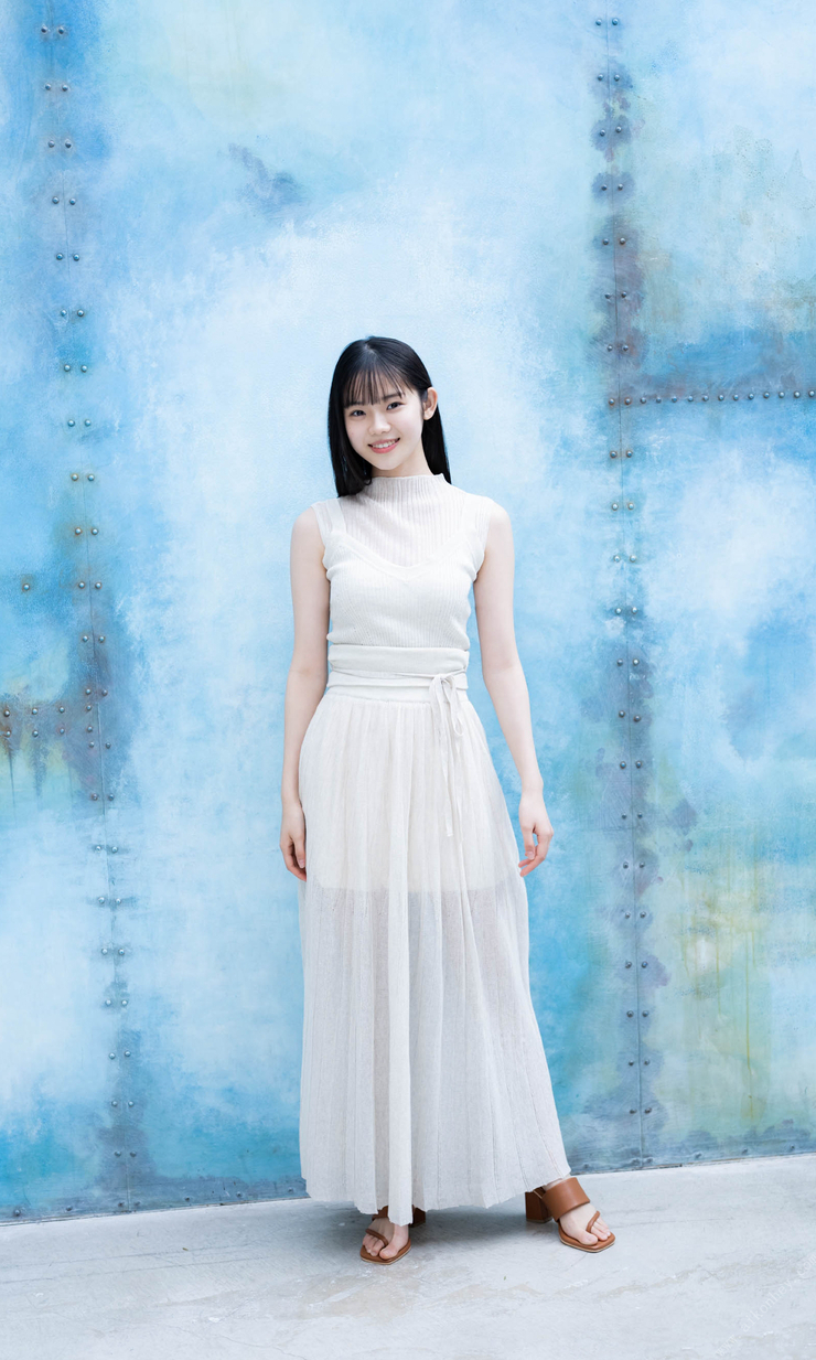 Kohaku Shida Photobook "Onikawa! 17 years old." Weekly pre-PHOTO BOOK ...