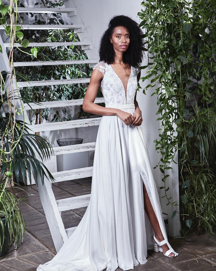 Image of Mimi Correia Model