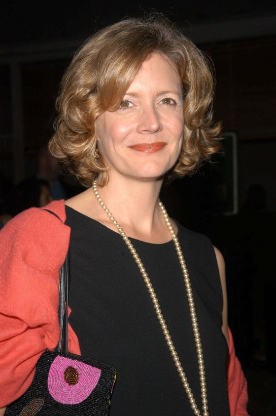 Picture of Kristine Sutherland