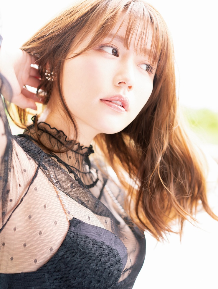 Picture of Kohinata Yuka First Photobook Hajimeee. (Asa-Gei Idol Photobook)