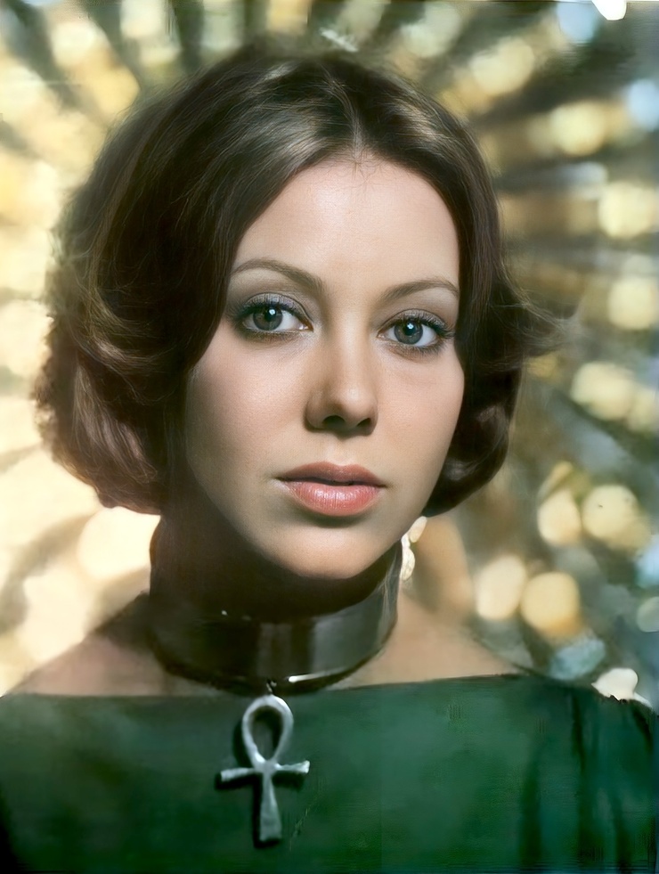 Jenny Agutter