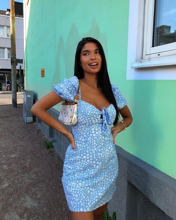 Picture of AISHA POTTER