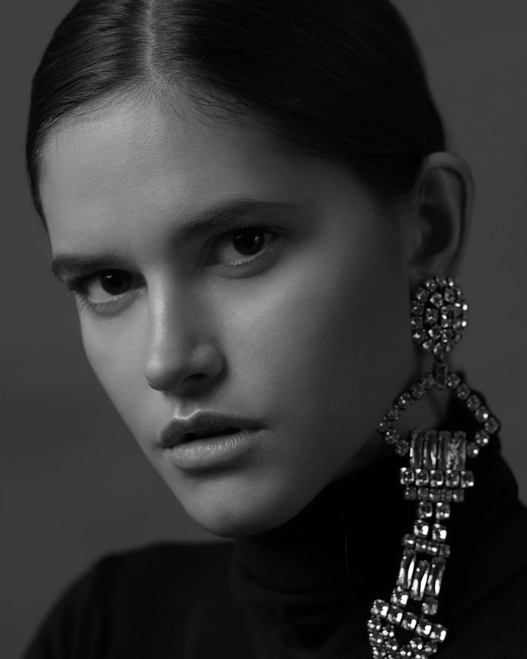 Picture of amy isherwood