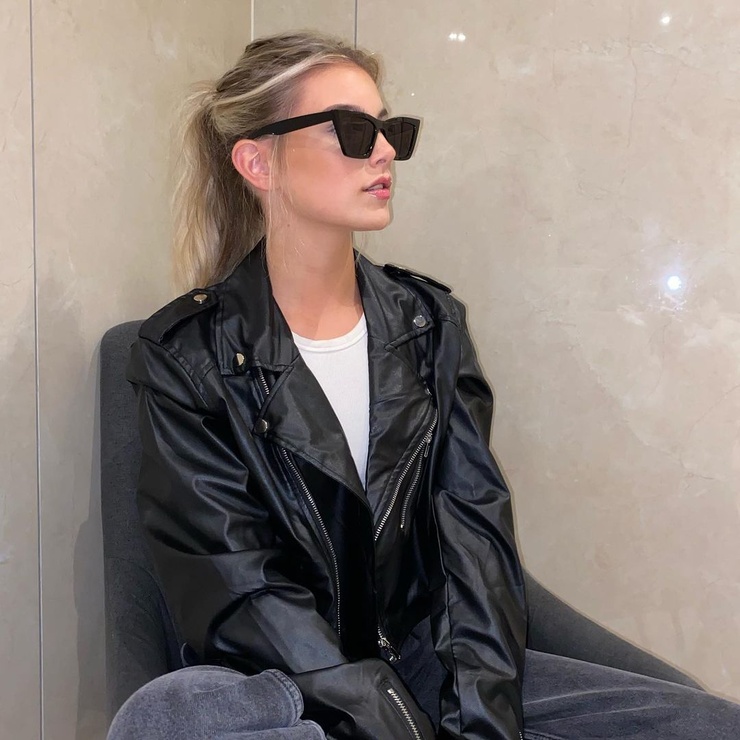 Picture of Lily Rowland