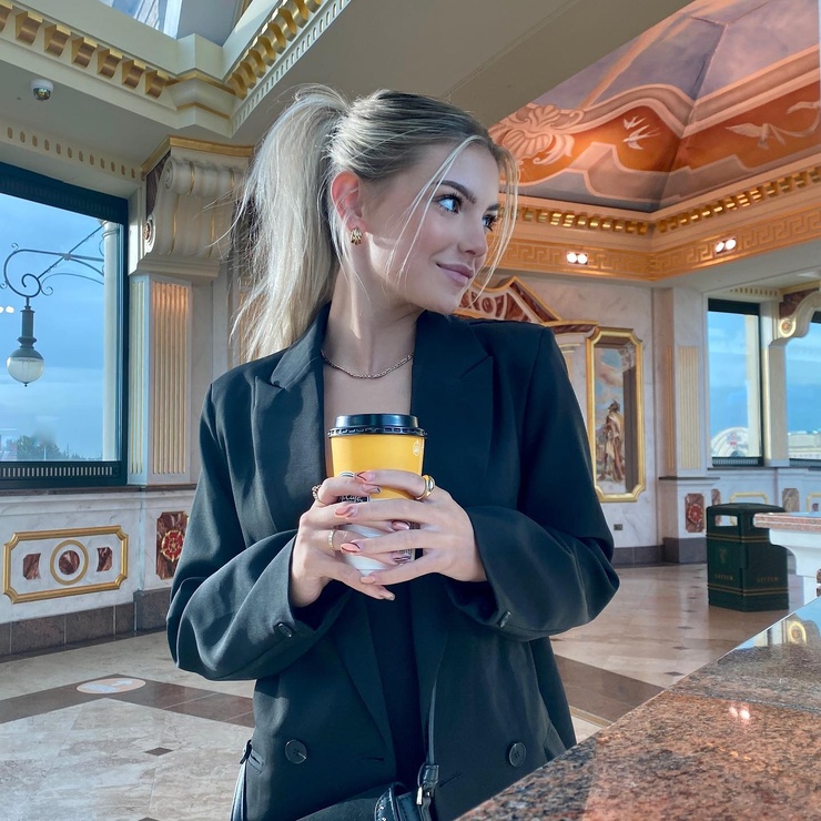 Picture of Lily Rowland