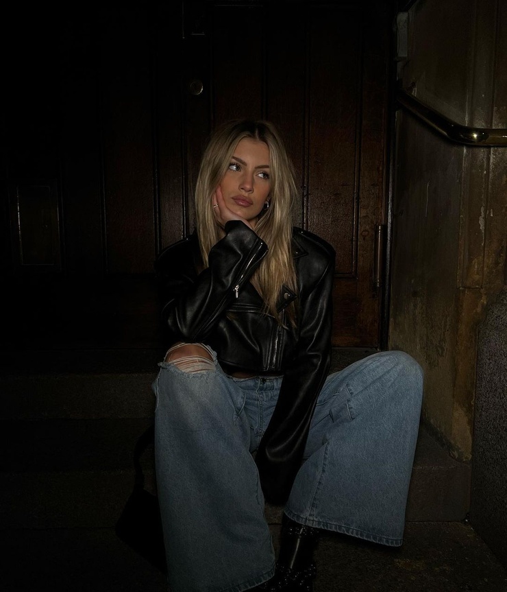 Picture of Lily Rowland