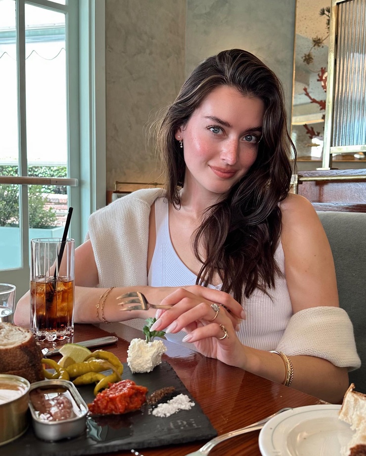 Picture of Jessica Clements