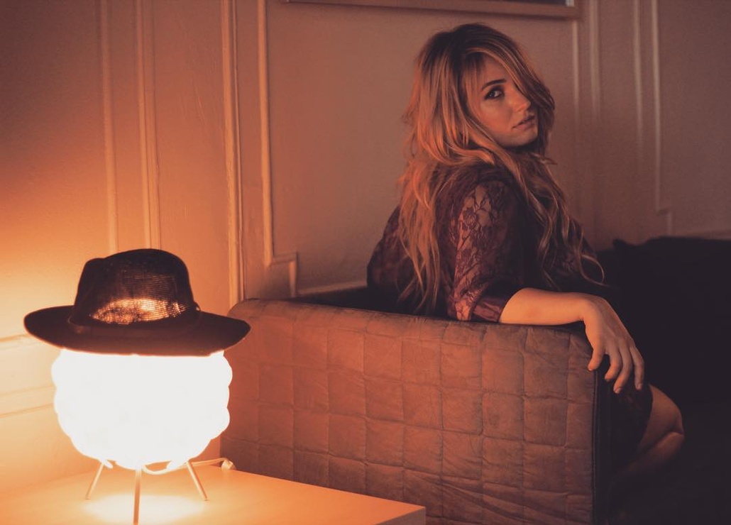 Stephanie Matto picture