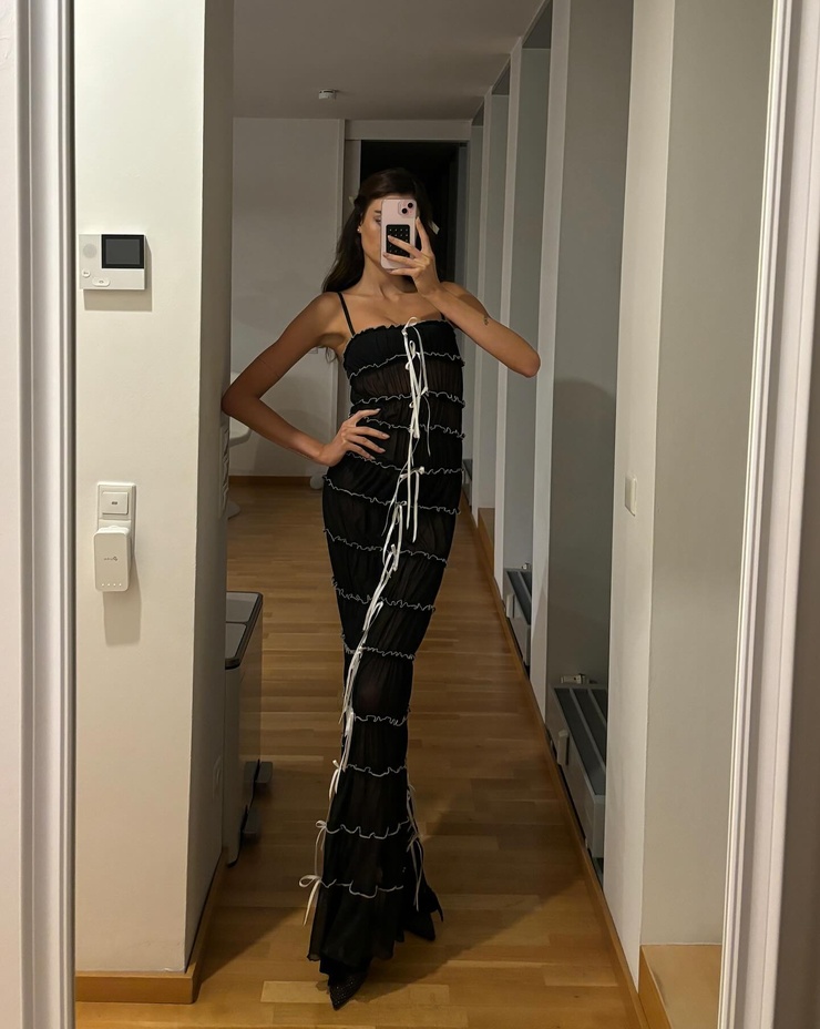 Celine Bethmann image