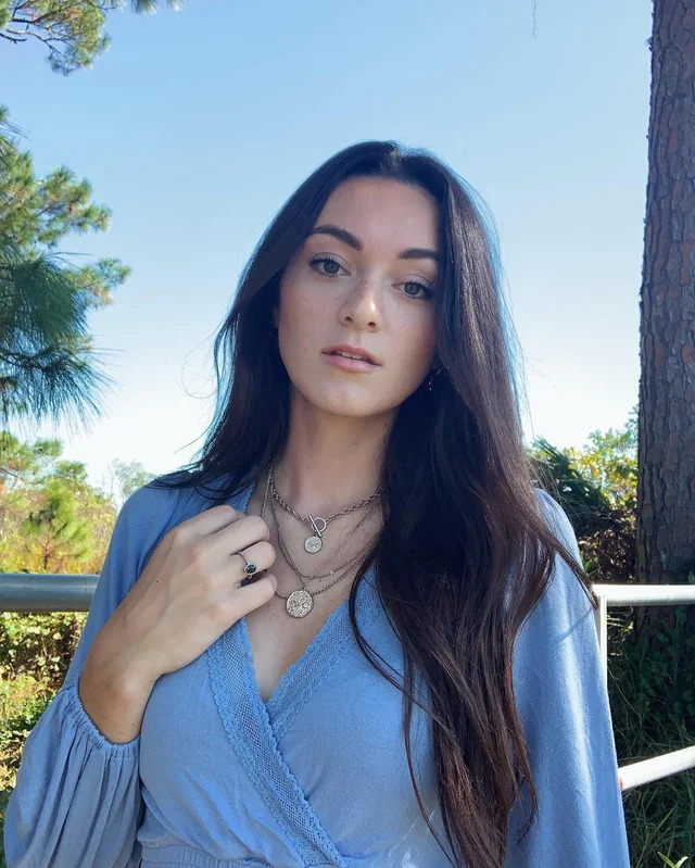 Listal - List the stuff you love! Movies, TV, music, games and books