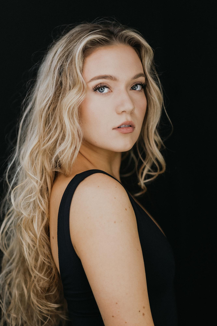 Picture Of Nadia White