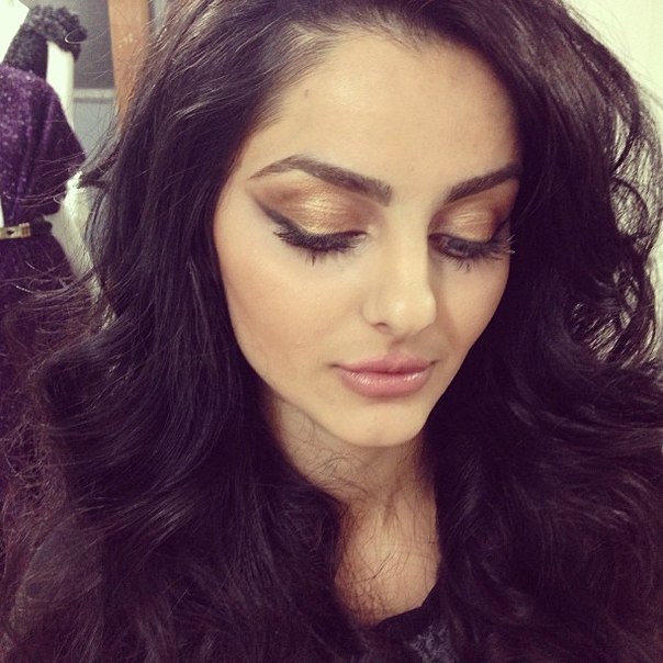 Mahlagha Jaberi at the backstage of Michael Costel